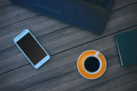 Create realistic mockups for your awesome apps | MOCKUPSJAR - Free ...